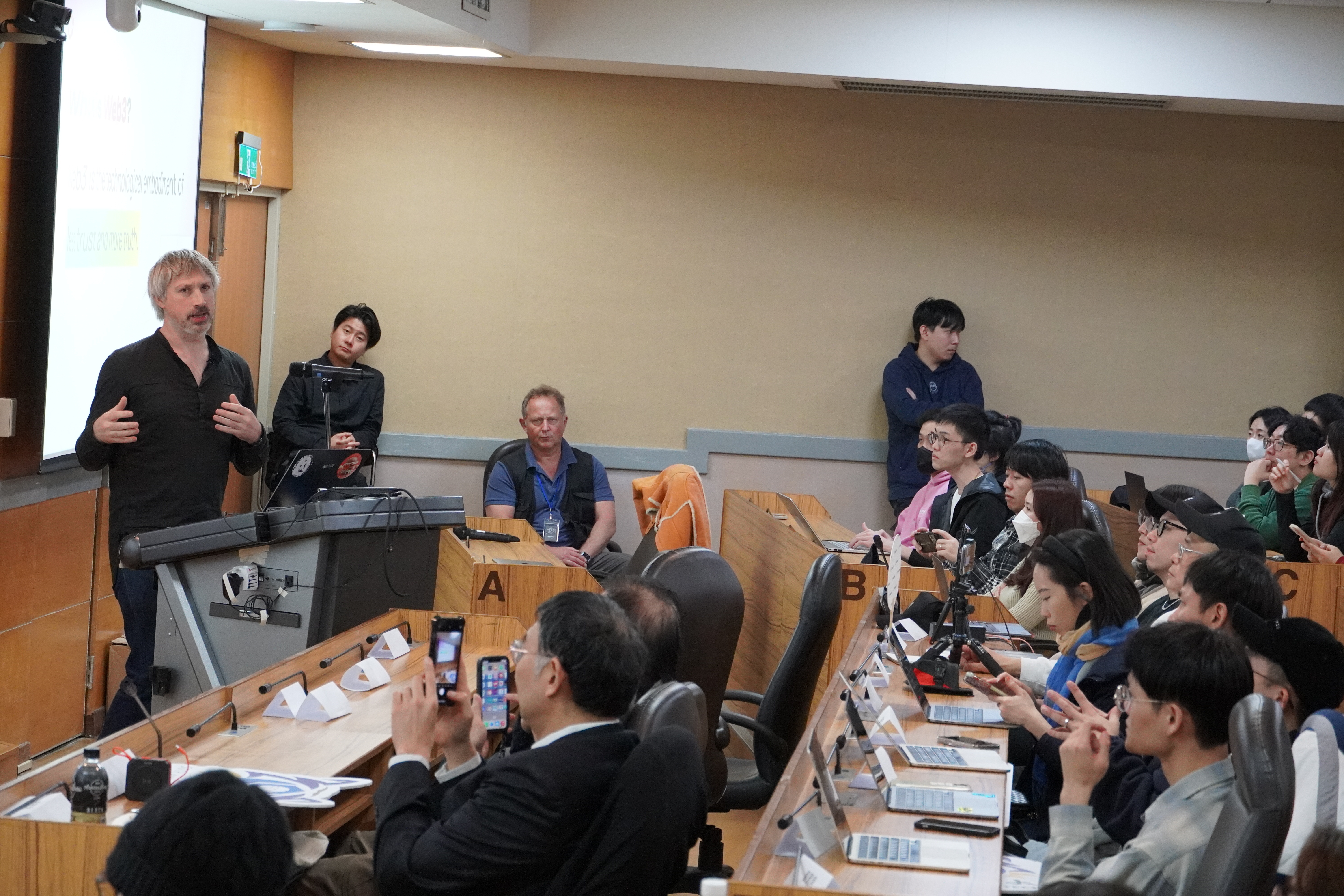 Blockchain master, Gavin Wood, visits Taiwan Tech to unveil the future ...